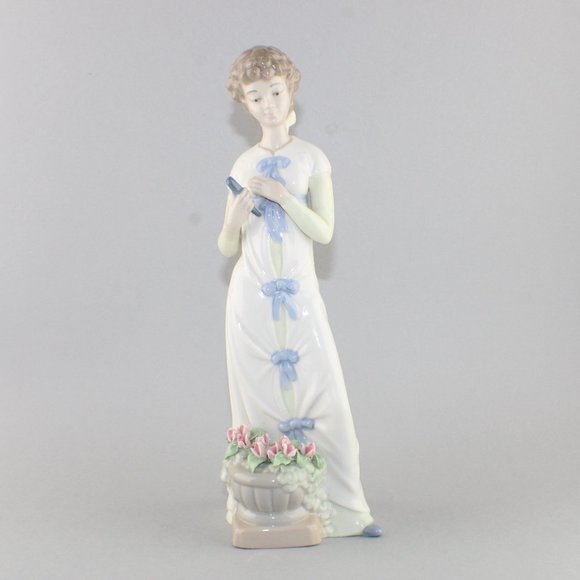 Nadal | Accents | Vintage Nadal Handcrafted Spanish Porcelain Girl ...
